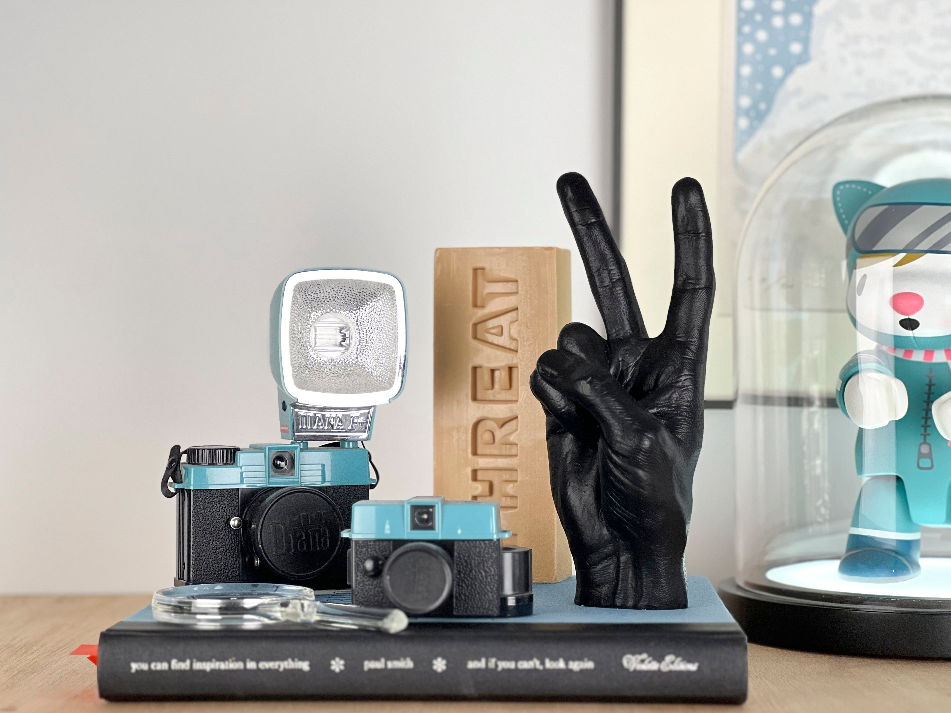 Peace Sculpture Black – BITTEN BV